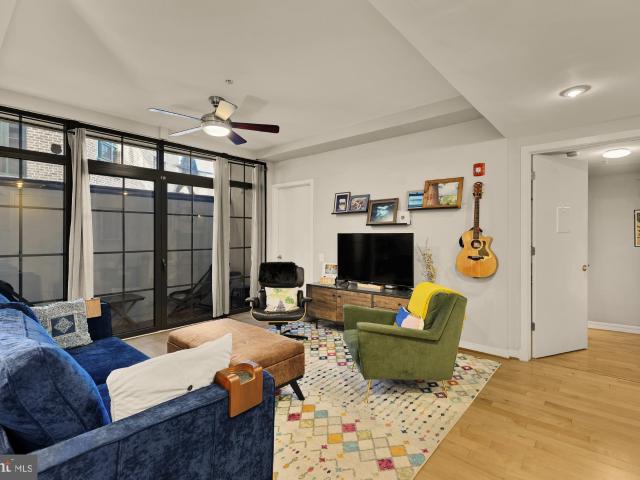 2412 17th St NW, Unit C03, Washington, DC 20009 | MLS #DCDC2262