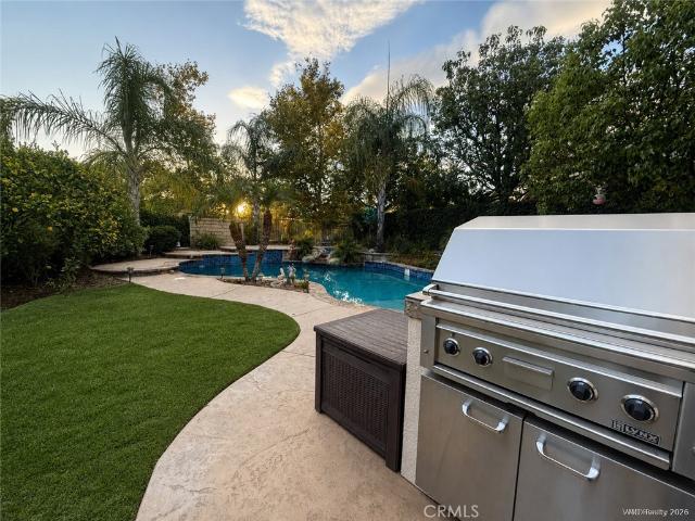 24139 Crescent Court
