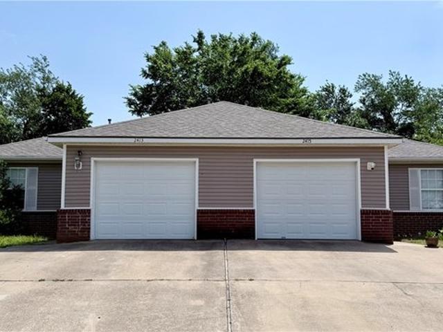 2413 and 2415 S 16th St, Rogers, AR 72758