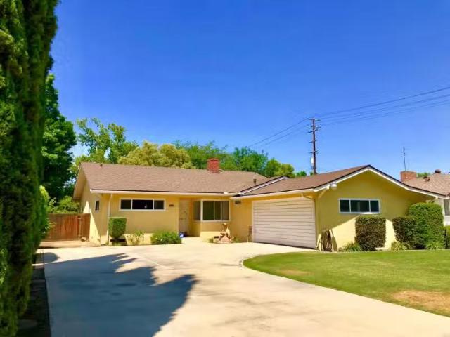 2413 Bay St, Bakersfield, CA 93301