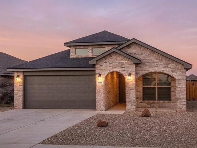 2413 Bryan Ave, Wolfforth, TX 79382