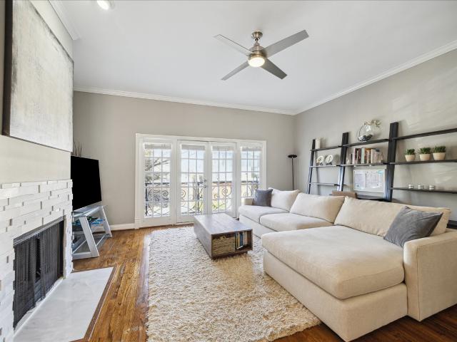 2413 Kingston St, Houston, TX 77019 | MLS #92336 | Compass
