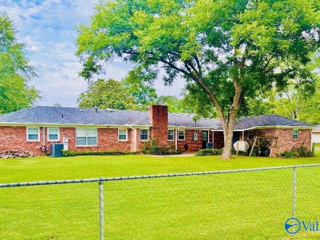 2413 Pennylane
