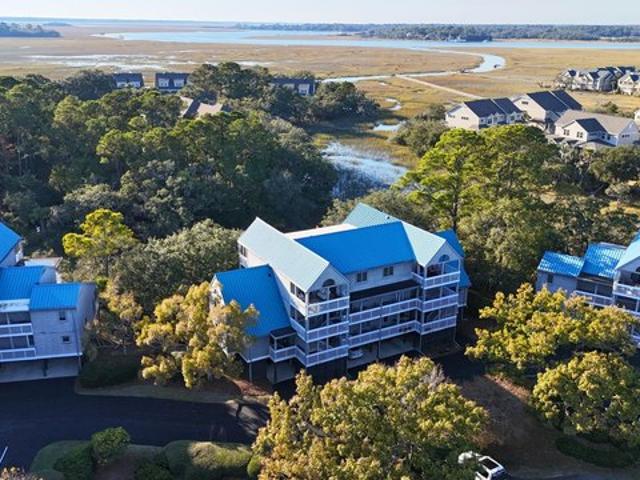2413 Racquet Club Dr, Seabrook Island, SC 29455
