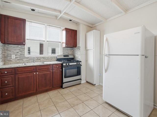 2413 S 4th St, Philadelphia, PA 19148 | MLS #PAPH2608 | Compass