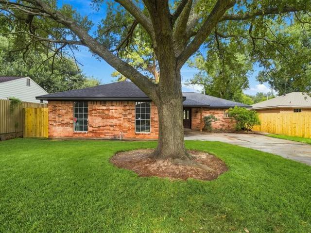 2413 Shadowdale Dr, Houston, TX 77043