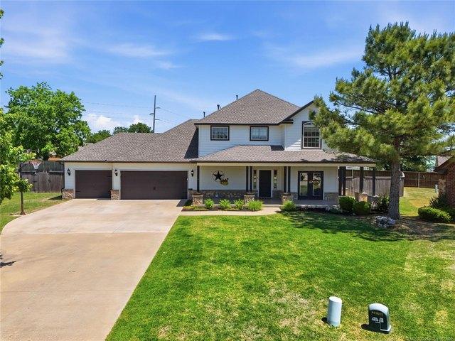 2413 W 109th St S, Jenks, OK 74037