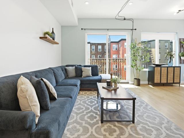 241 3Rd St # #4