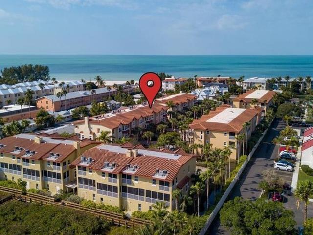 241 17th St N, Bradenton Beach, FL 34217