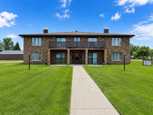 241 6th Ave S, Casselton, ND 58012