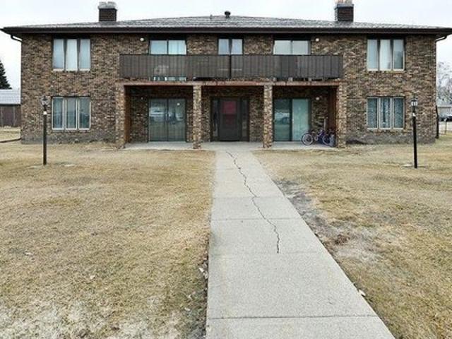 241 6th Ave S, Casselton, ND 58012