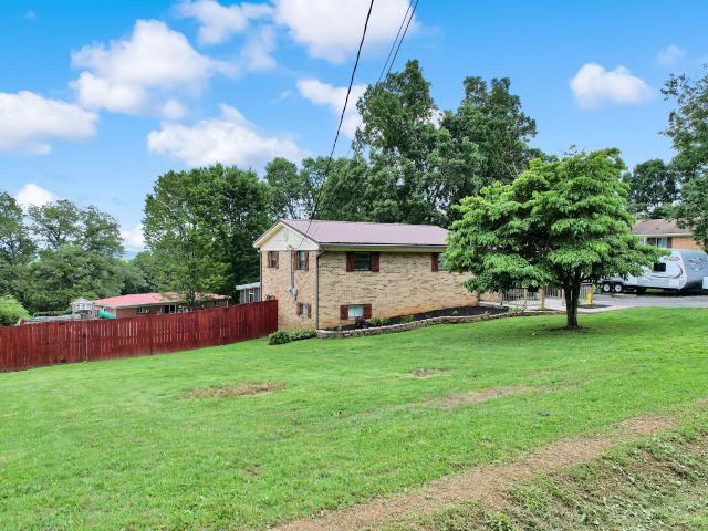 241 Belleview Drive SE