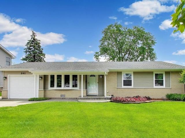 241 Brookhaven Dr, Elk Grove Village, IL 60007
