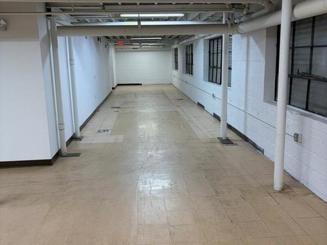 241 E 4Th Street # 100LL