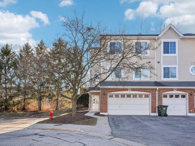 241 E Parallel Street # 1A