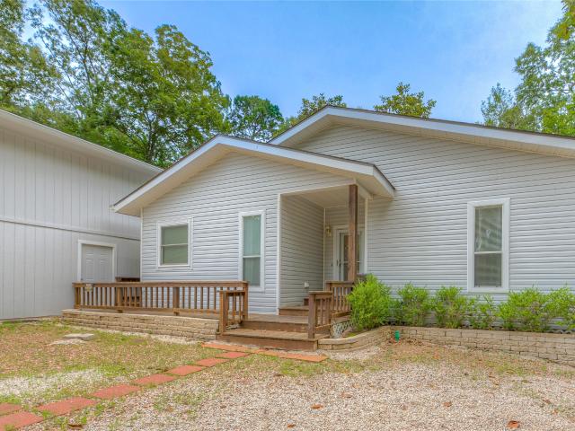 241 E Peterson Loop
