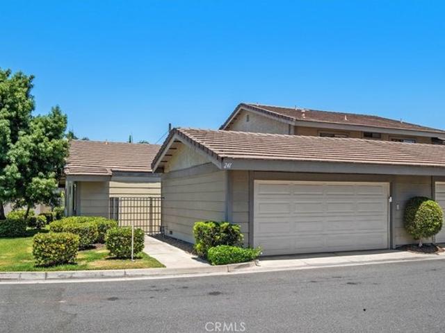 241 E Ponderosa Ln, Anaheim, CA 92802