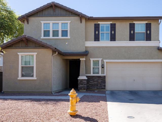 241 E Roadrunner Drive