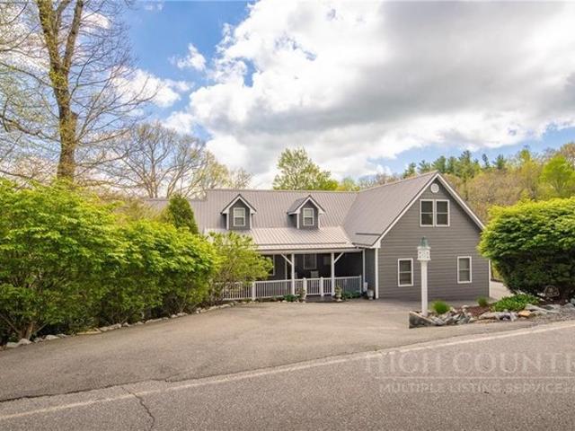 241 Heritage Ln, Blowing Rock, NC 28605