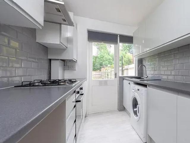 241 Hillcross Avenue, London, SM4 4BU, United Kingdom | 3 bed house for rent #140226444 | Rentberry