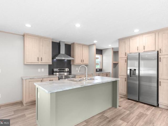 241 moorefield rd