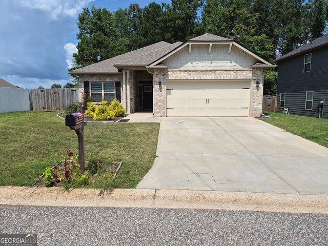 241 Magnolia Villas Dr, Cornelia, GA 30531
