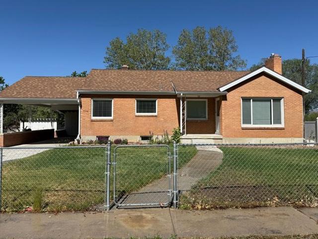 241 N 100 W, Mount Pleasant, UT 84647