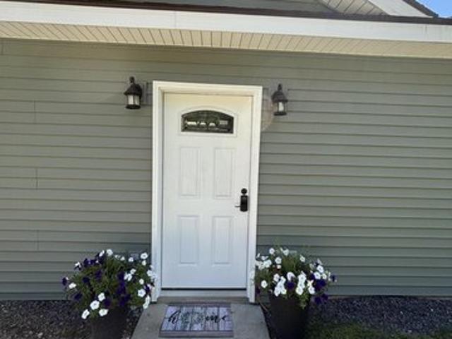 241 New Vineyard Rd, Farmington, ME 04938
