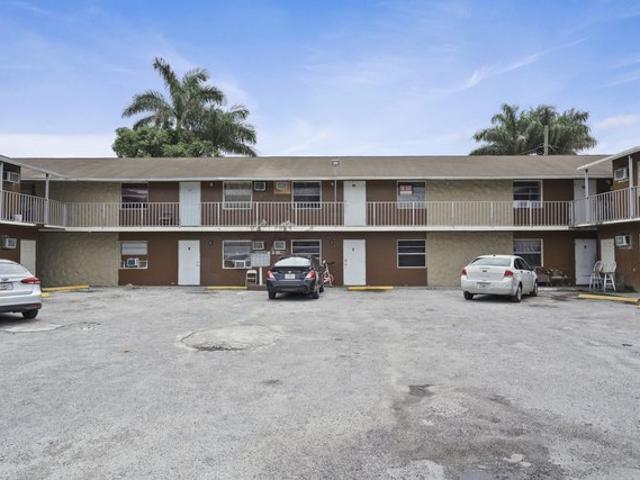 241 NW 11th 1 St Unit 13, Belle Glade, FL 33430