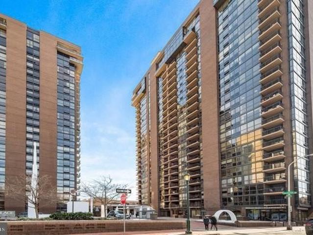 241 S 6th St Apt 408, Philadelphia, PA 19106