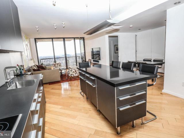 241 S 6th St, Unit 2308F, Philadelphia, PA 19106 | MLS #PAPH2602 | Compass