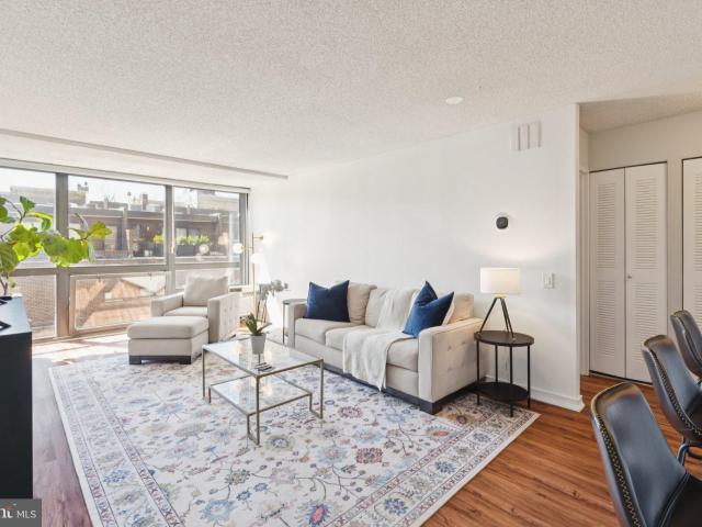 241 S 6th St, Unit 311A, Philadelphia, PA 19106 | MLS #PAPH2607 | Compass
