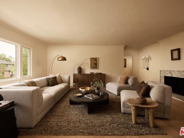 241 S Bentley Ave, Los Angeles, CA 90049