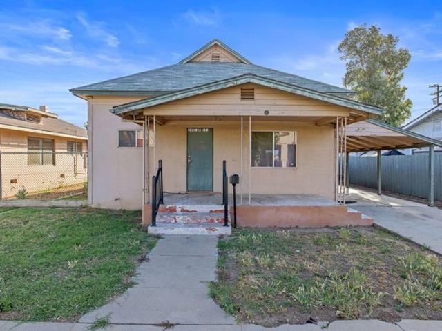 241 S F St, Exeter, CA 93221