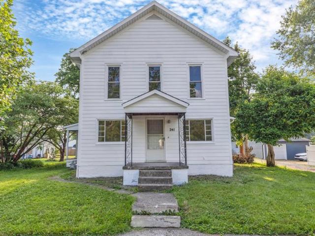 241 S High St, Pataskala, OH 43062
