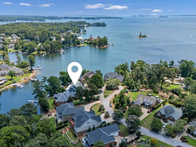 241 Pointe Overlook Drive