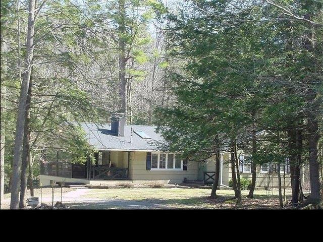 241 Pine Tree Dr, Owego, NY 13827