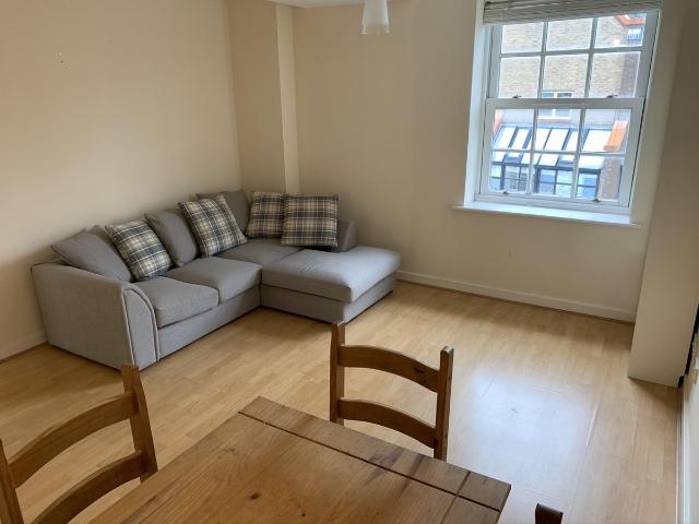 241 Rotherhithe Street, Rotherhithe, London SE16, 2 bed flat to rent, £1,950 pcm | PrimeLocation