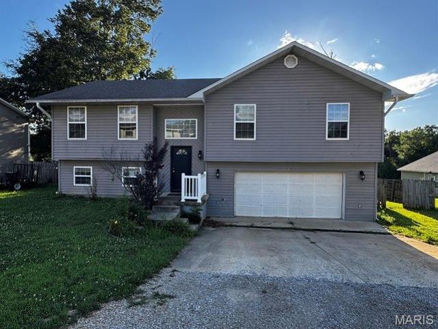 241 Rocky Ridge Ln, Poplar Bluff, MO 63901