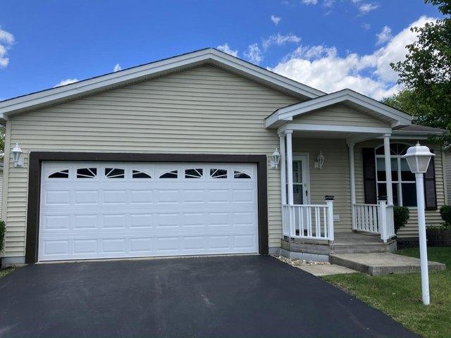 241 Rodeo Dr Unit 2211, Grayslake, IL 60030