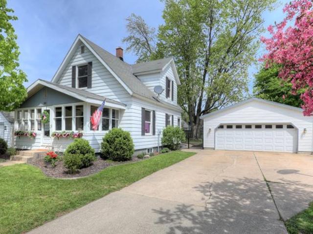 241 Woodward St, Zeeland, MI 49464
