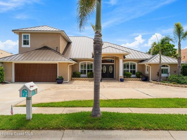241 Waterside Dr, Indian Harbour Beach, FL 32937