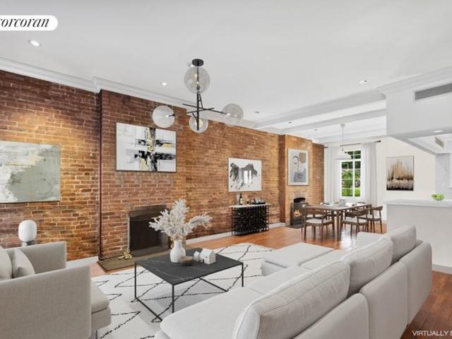 241 Waverly Pl, New York, NY 10014