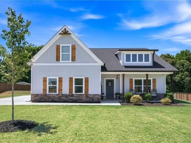 241 Webb Meadows Dr, Jefferson, GA 30549