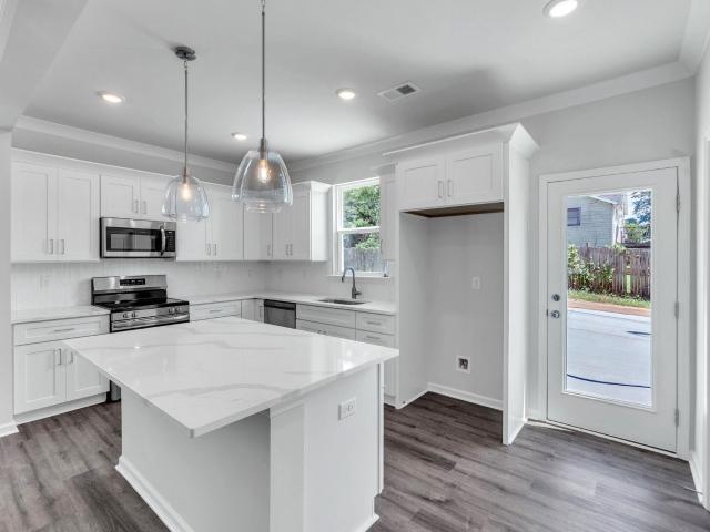 241 Willard Street