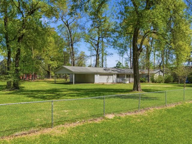 2424 Meadow Rd, Conroe, TX 77384 | MLS #41450 | Compass