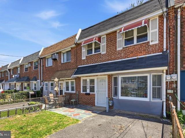 2424 Arnold St, Camden, NJ 08104