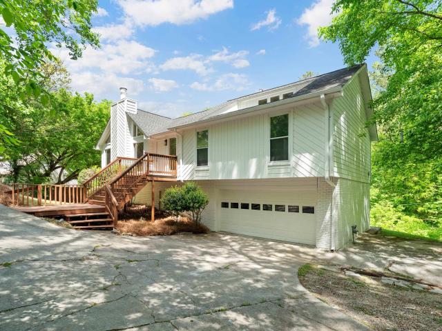 2424 Burgundy Drive