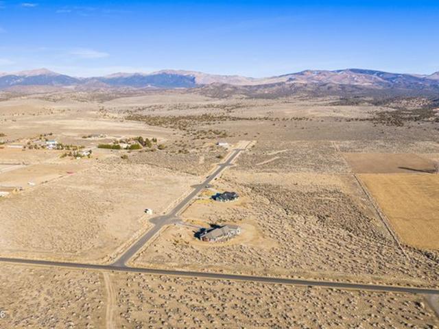 2424 Blaze Ct, Gardnerville, NV 89410