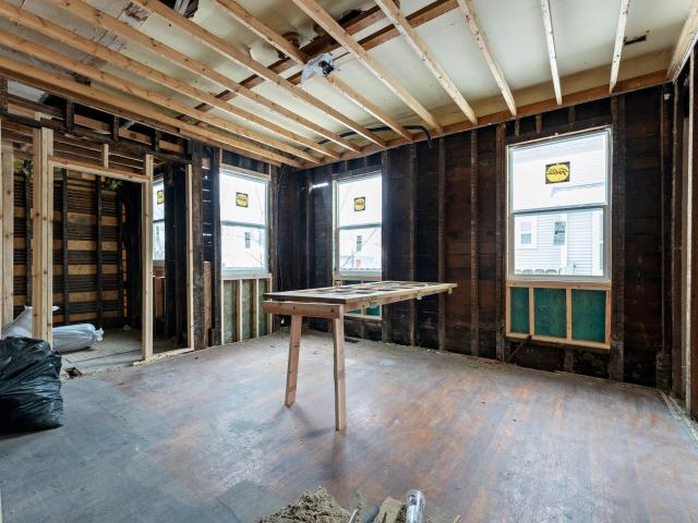 2424 Broadway Street